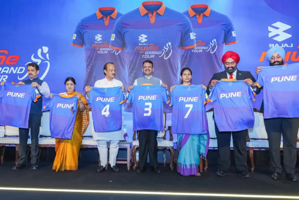 Chief Minister Devendra Fadnavis Unveils Logo and Jersey